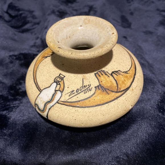 Accents | Vtg Signed Sand Pottery Bud Vase 45w 35h Butte Mesas Pueblo ...
